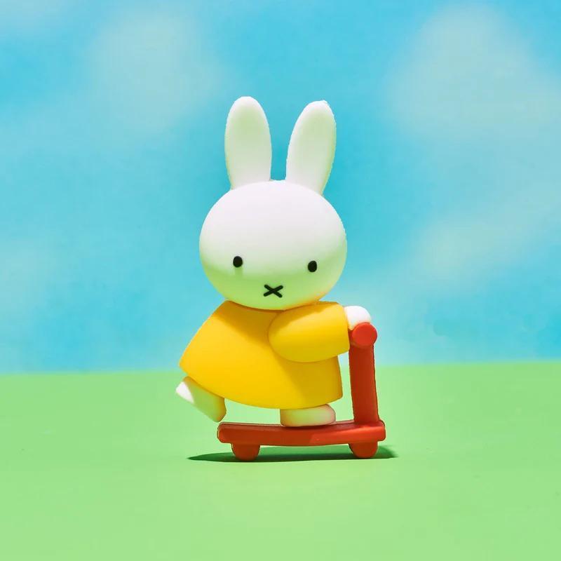 SMOKO Miffy Summer Blind Box